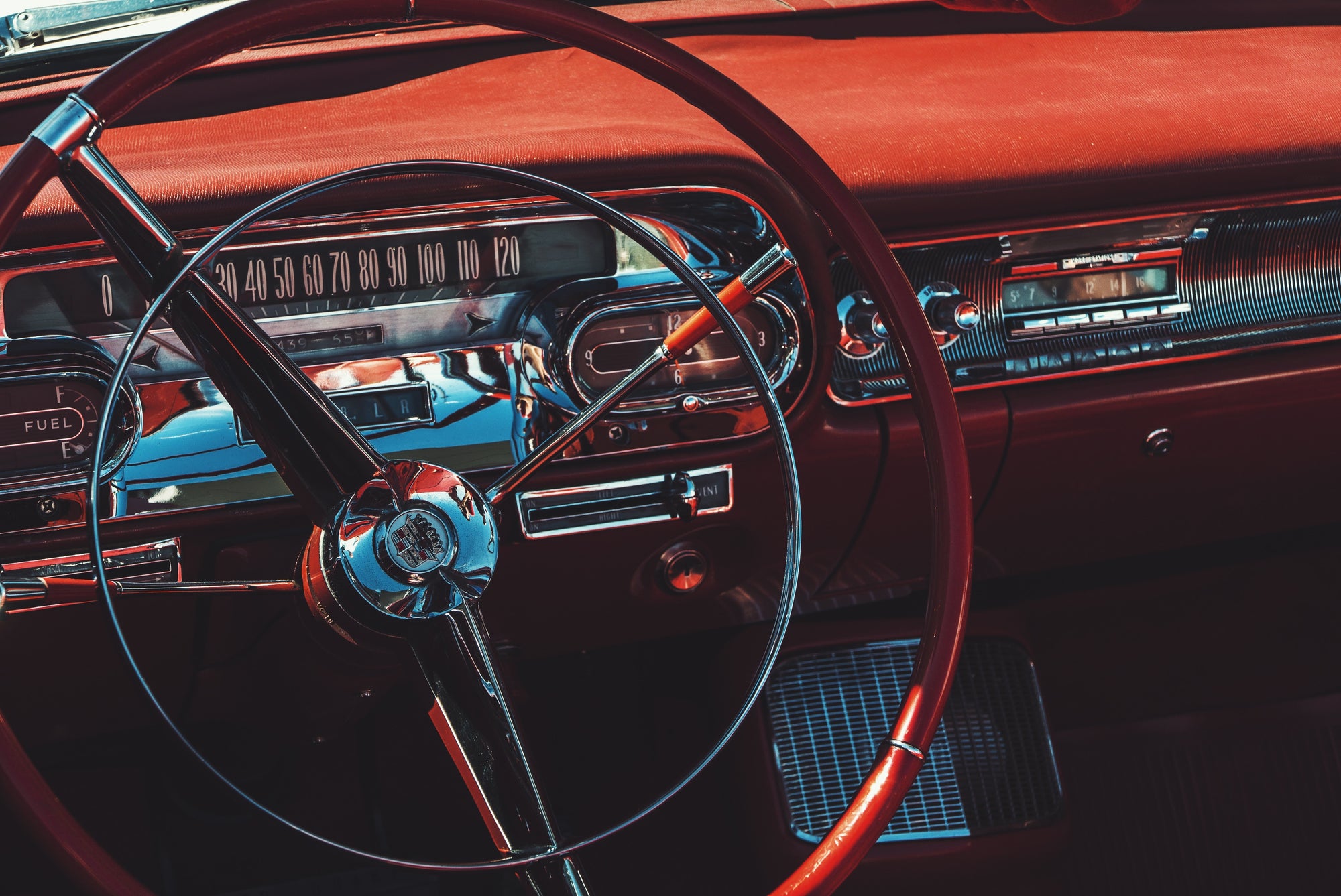Hot Rod Hardware - Minnesota's largest street rod dealer.